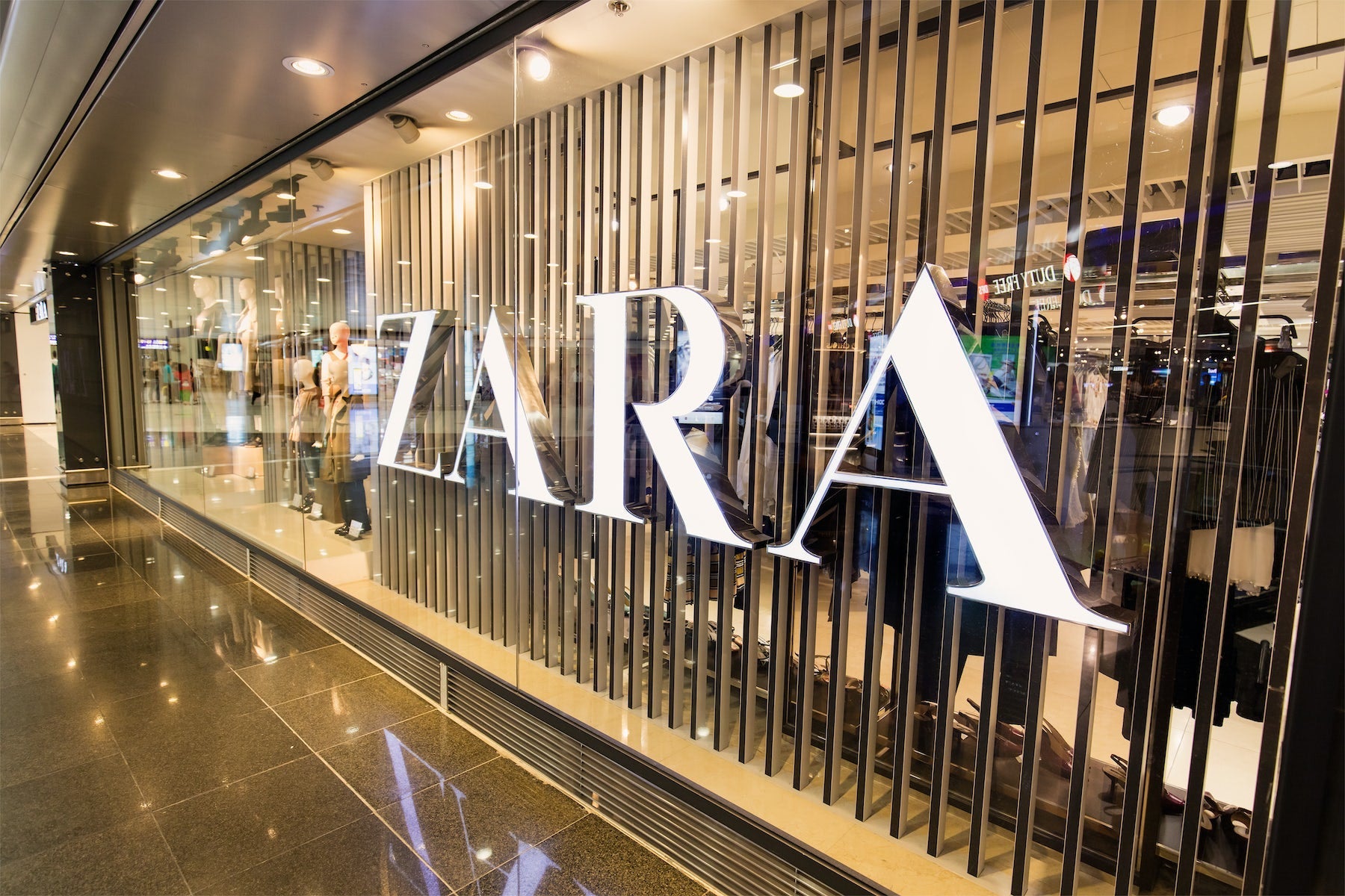 Zara's Pandemic Playbook: A Masterclass in Retail Resilience – Faz Fashion